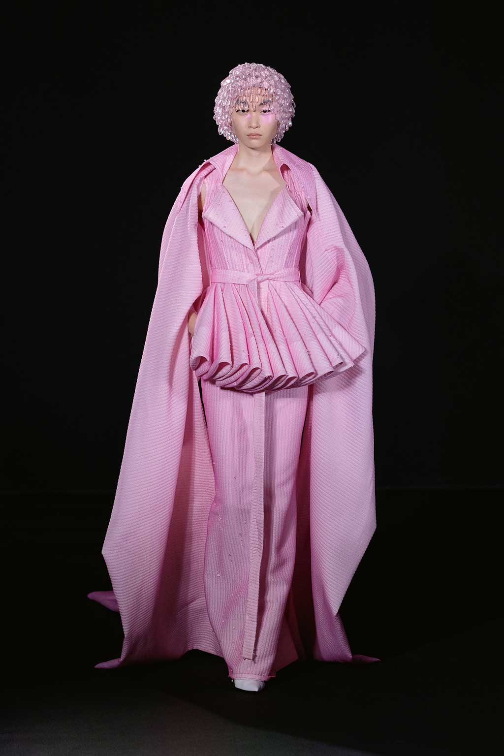 See Every Look From Robert Wun's Debut Couture Collection In Paris ...