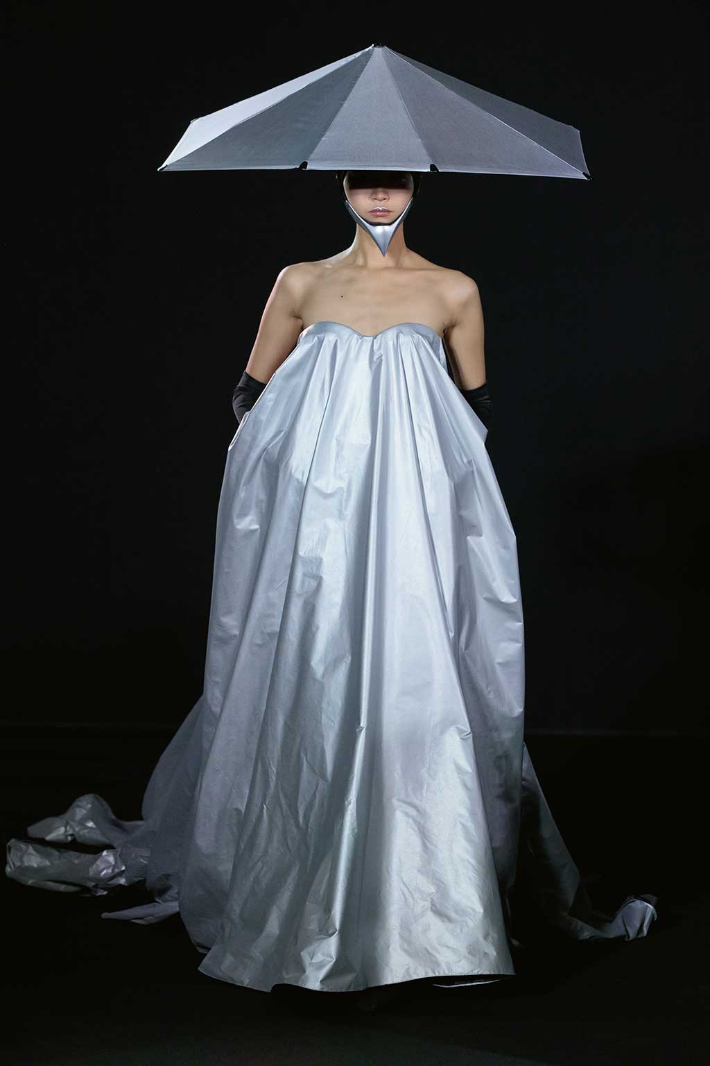 See Every Look From Robert Wun's Debut Couture Collection In Paris ...