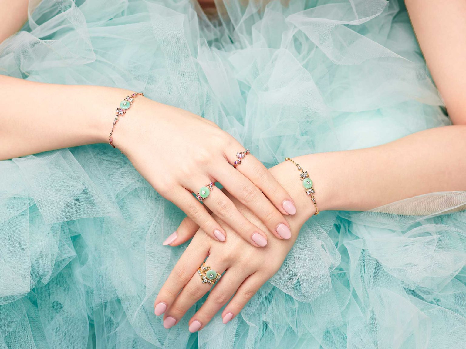 Here's Why Jade Jewellery Is Making A Comeback—And How You Can Pull It ...