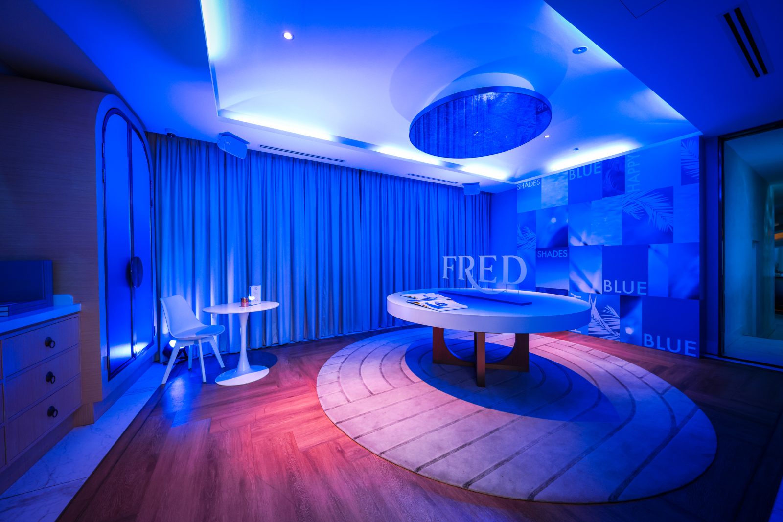 All The Celebrities Spotted At Fred's Blue Shades Party: Jeff Satur ...