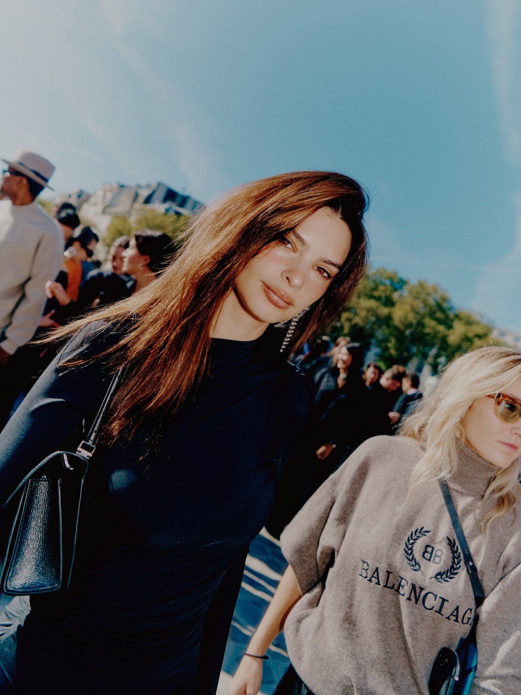 Emily Ratajkowski Goes Full 'Mum' Mode In John Galliano-Era Dior