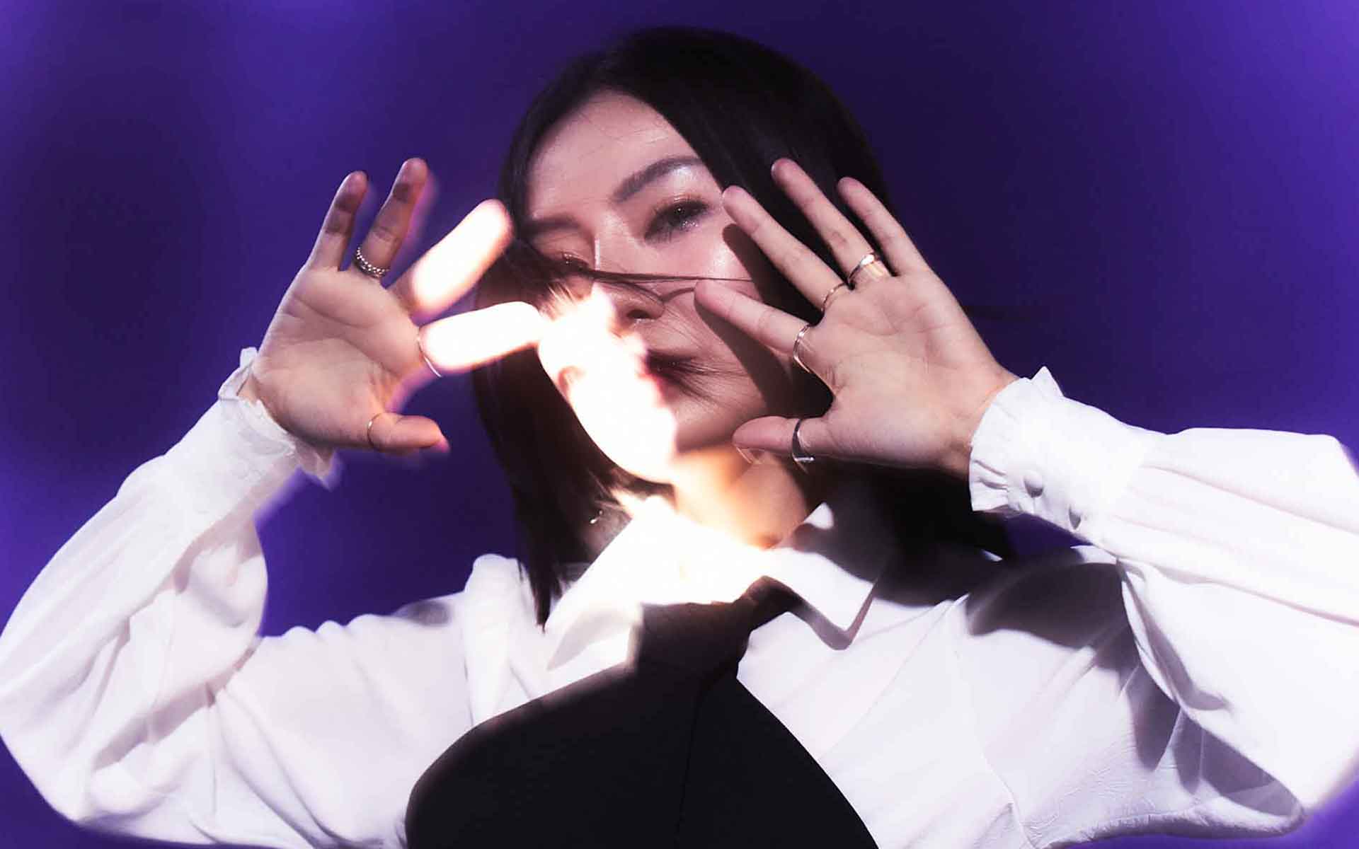 Meet Calista Liaw, The Erhu Virtuoso Who Is Reinventing Traditional ...