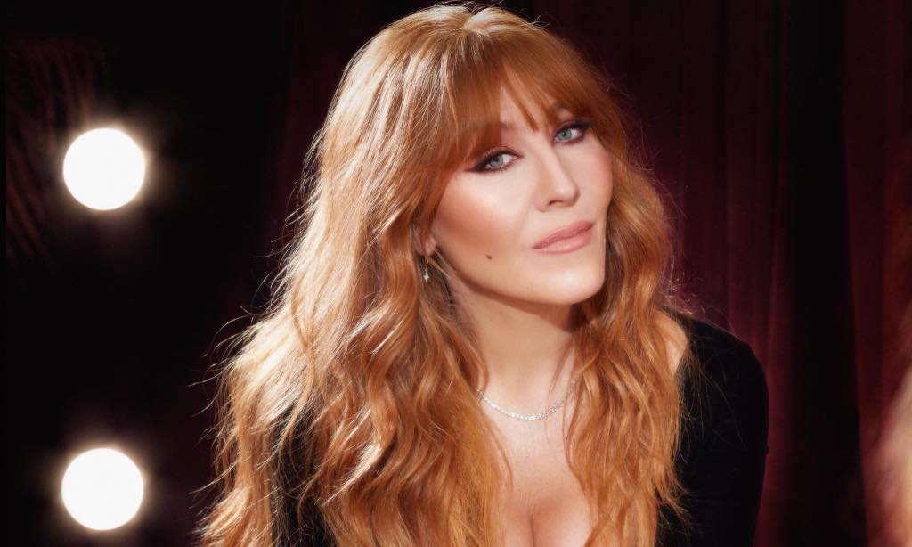Charlotte Tilbury Shares A Makeup Tip For Instant Sultriness And a ...