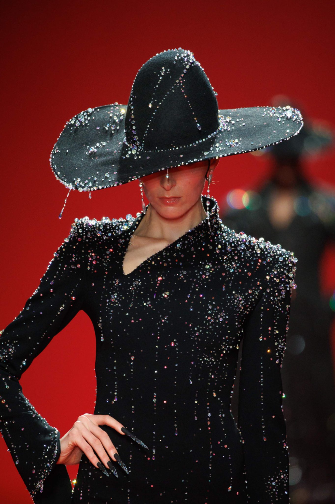 Review: Robert Wun Spring/Summer 2024 Haute Couture