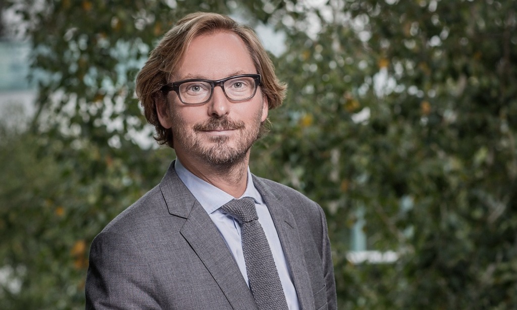 15 Minutes With... Nicolas Bos, CEO Of Van Cleef & Arpels - Grazia ...